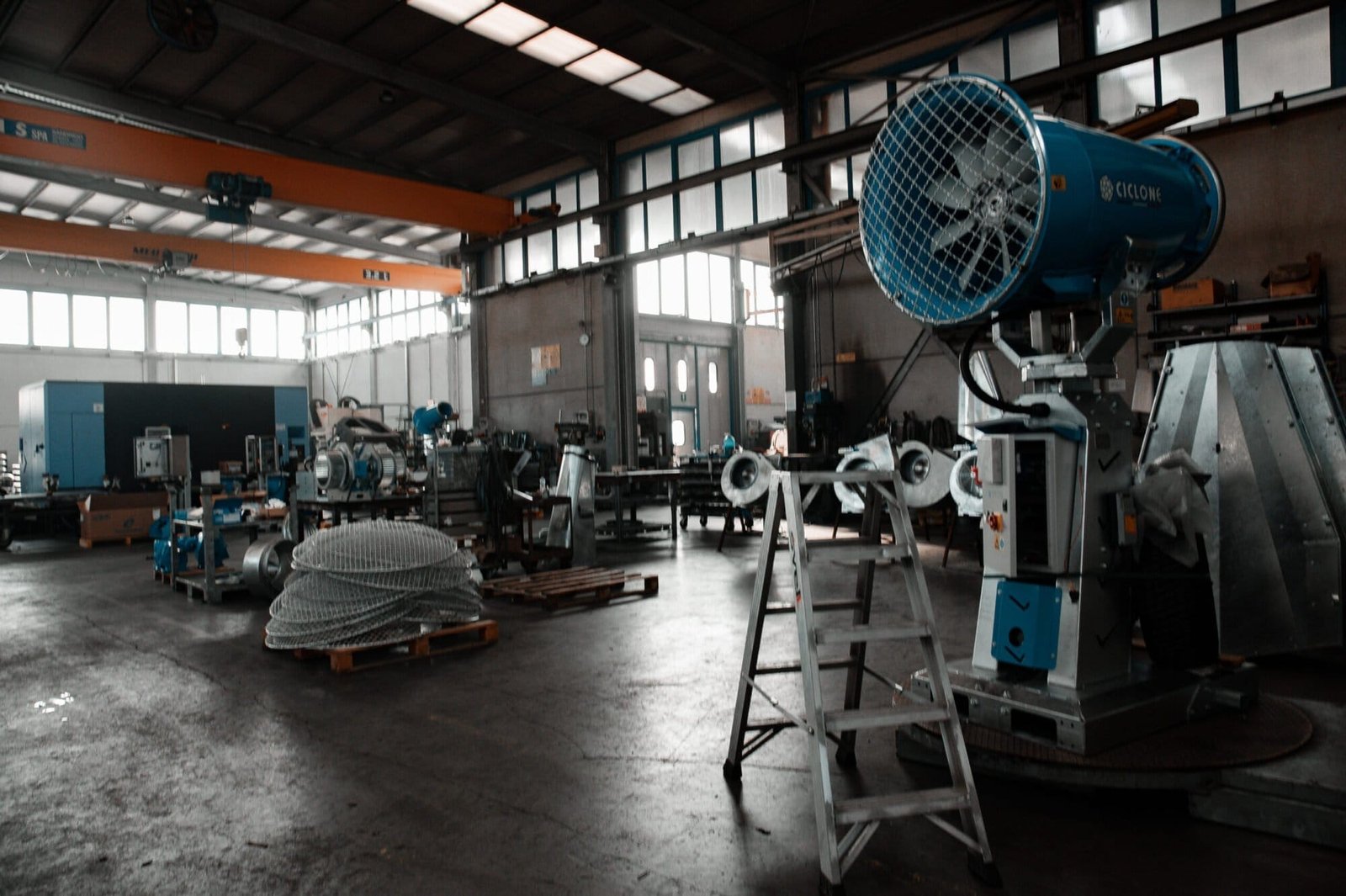 Líder en eliminación de polvo industrial | Cañones Conrad