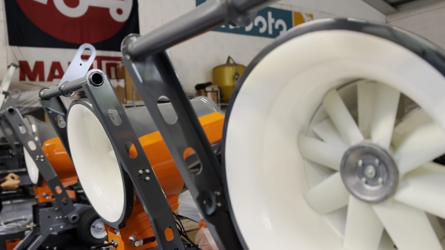 35m Compact Nebulizer Cannon | Phoenix Power